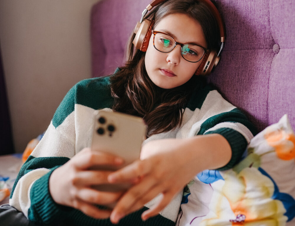 12 Problems Teenagers Face in 2024 - Talk It Out